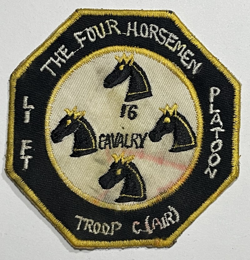 US ARMY 101ST AIRBORNE ARIEL ROCKET PATCH (15) – The Dog Tag