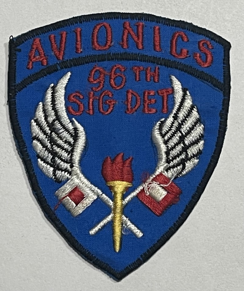 US ARMY AVIONICS 96TH MAINTENANCE PATCH (133) – The Dog Tag